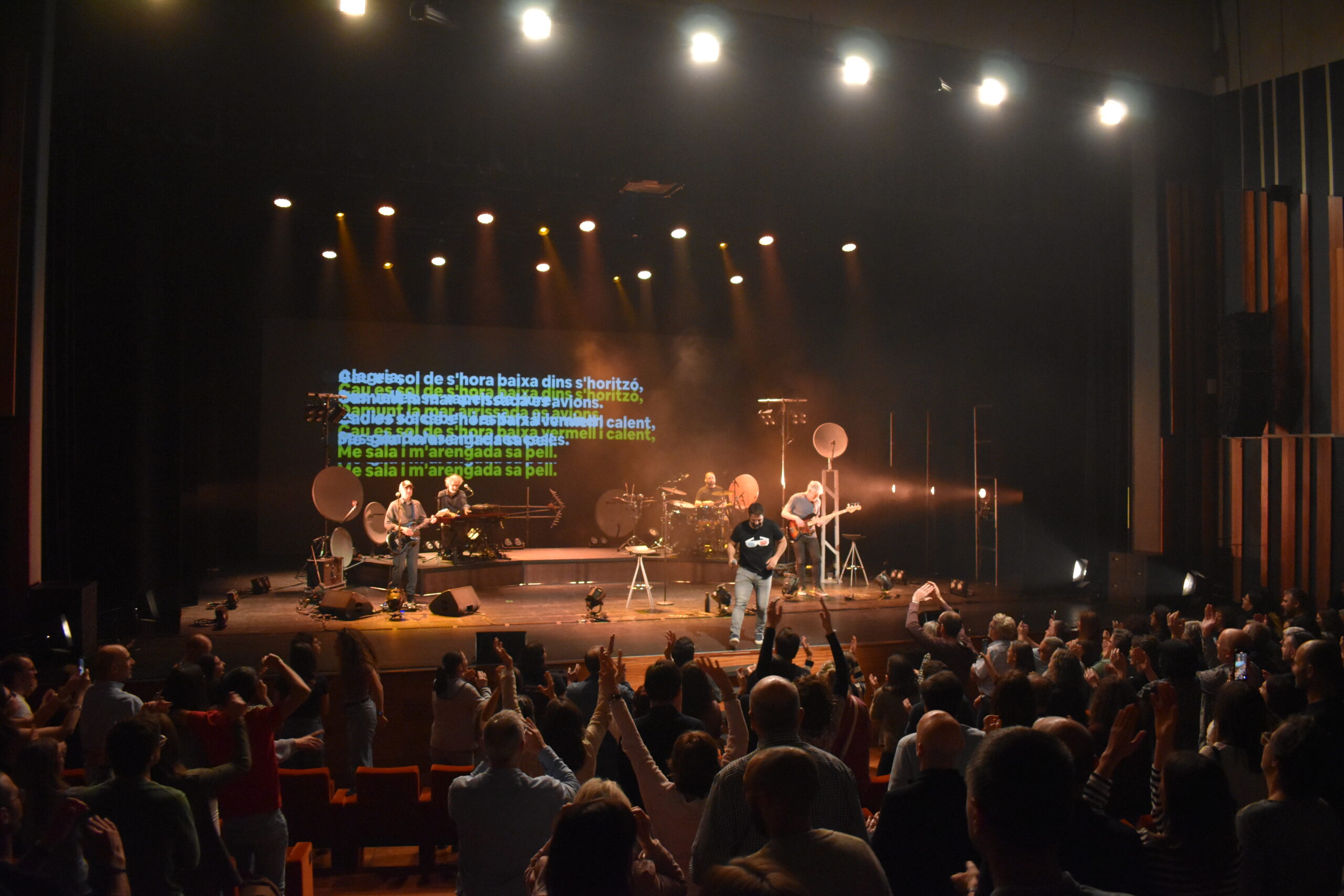 Antònia Font inunda l'Atlàntida - Primera Fila