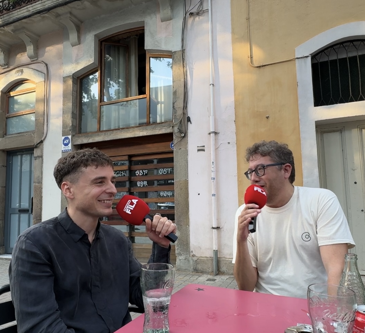 Entrevista a Mama Dousha que estrena "Only Hits" - Primera Fila