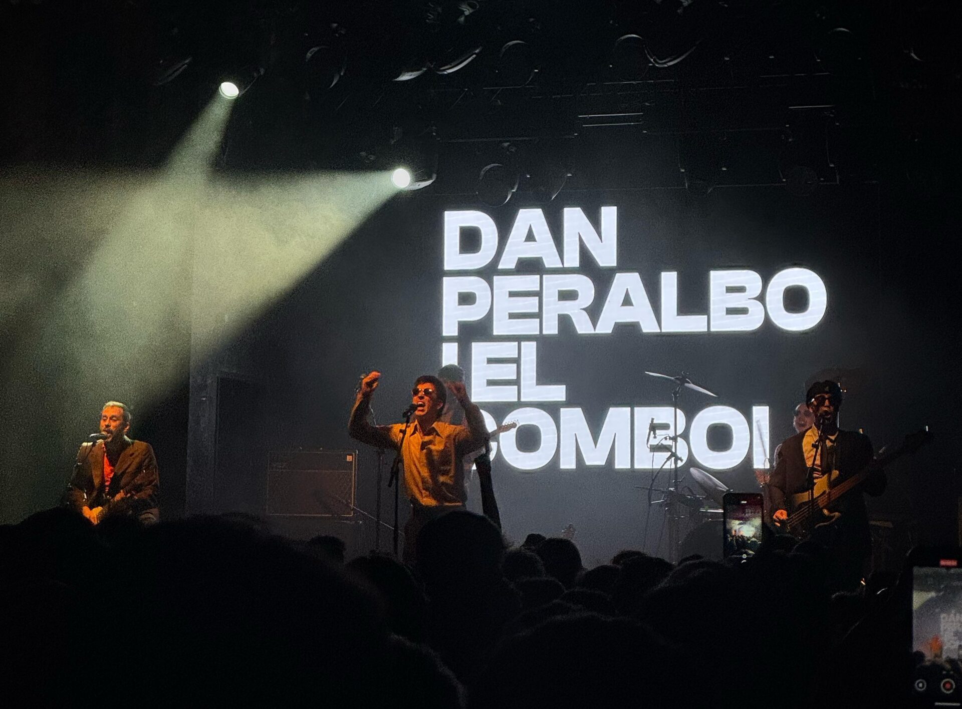 El gran debut de Dan Peralbo i El Comboi a l'Apolo - Primera Fila